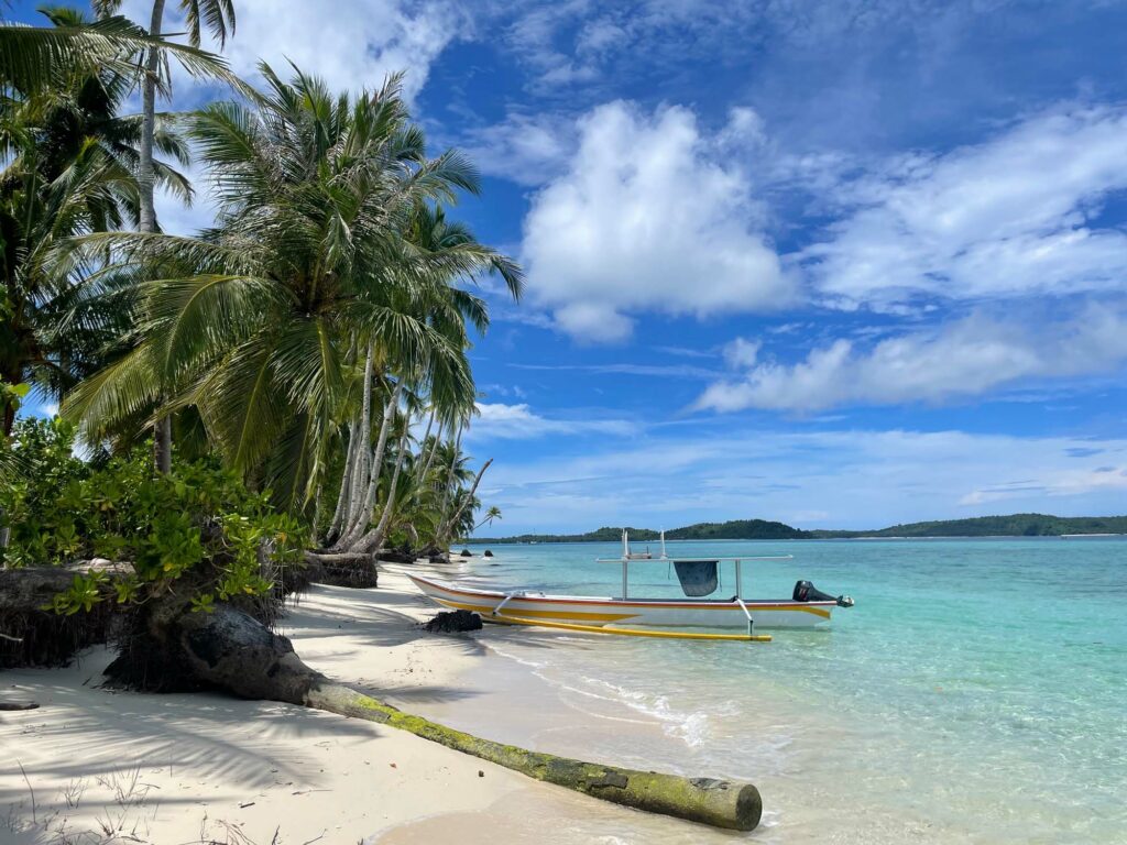 Travel Guide to the Mentawai Islands | Discover Sumatra